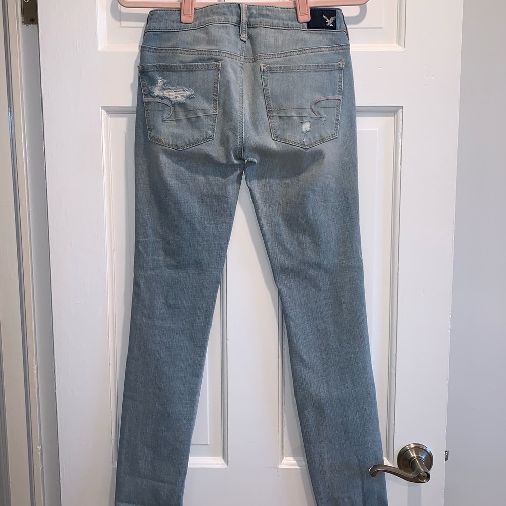 Light Wash Distressed Ripped Jeans - Gem